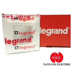 Legrand Belanko S 617637 Arteor Adaptor (White) – Nanyang Electric Estore